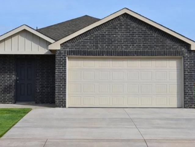 515 St Charles Pl, Newcastle, OK 73065