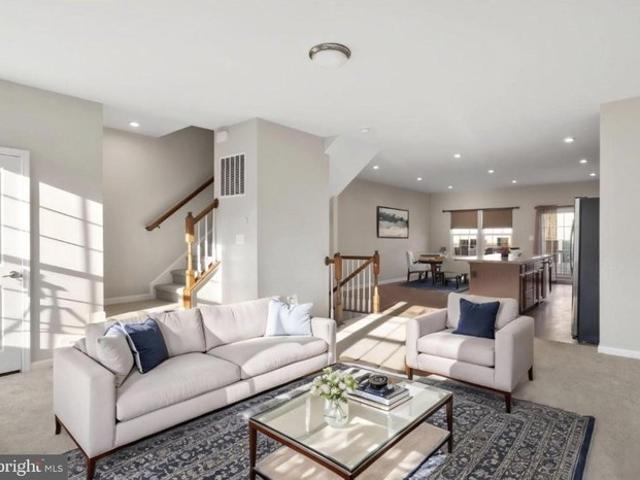 515 Streamview Dr, Fredericksburg, VA 22405