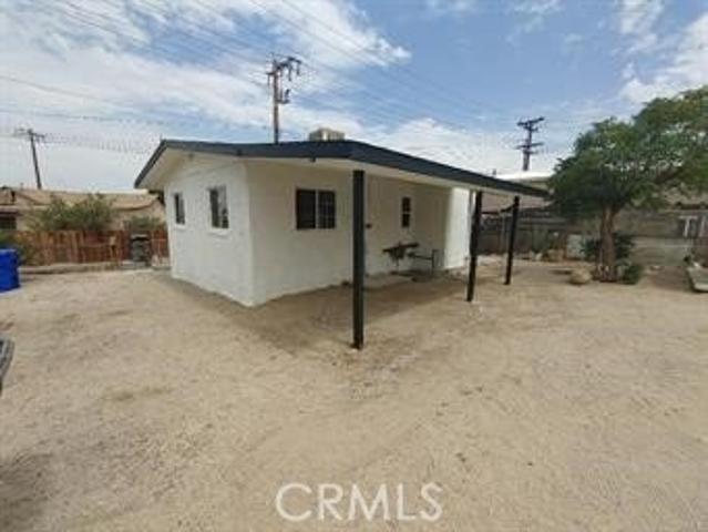 515 Pallesi St, Barstow, CA 92311