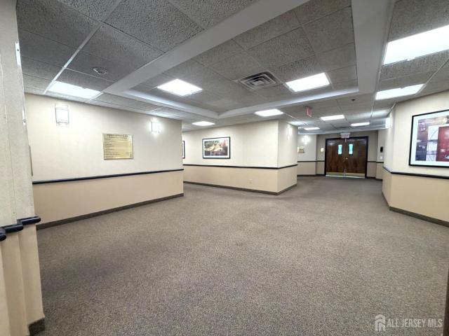 515 Plainfield Avenue 104