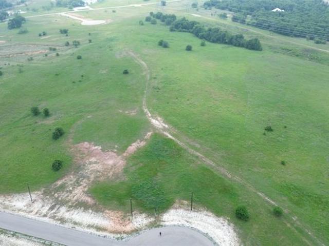 515 Rolling Hills Blvd, Alvord, TX 76225