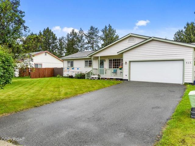 515 W Coville Ln, Palmer, AK 99645