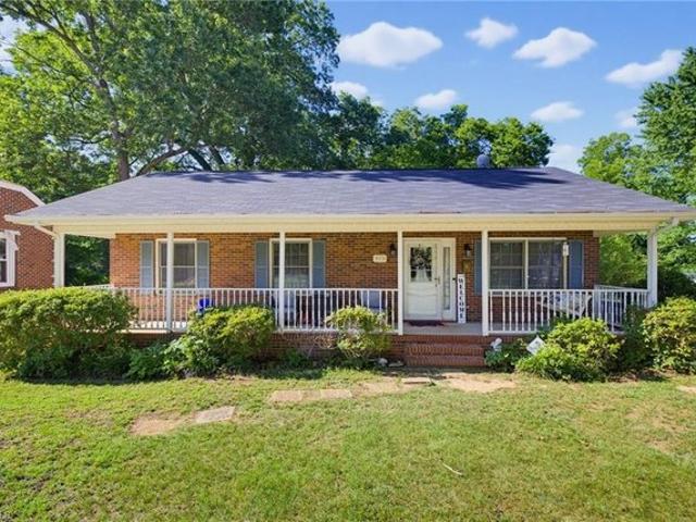 515 W Decatur St, Madison, NC 27025