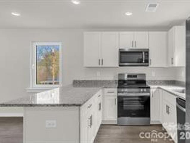 515 Wagner St, Statesville, NC 28677 | MLS #4394