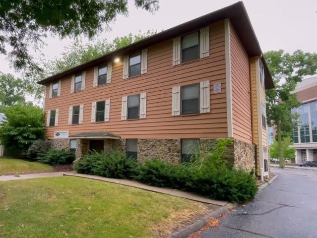 515 West Stadium Ave Unit 5 Seconds from Campus