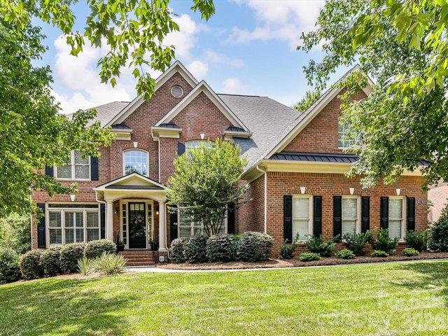 515 Three Greens Dr, Huntersville, NC 28078