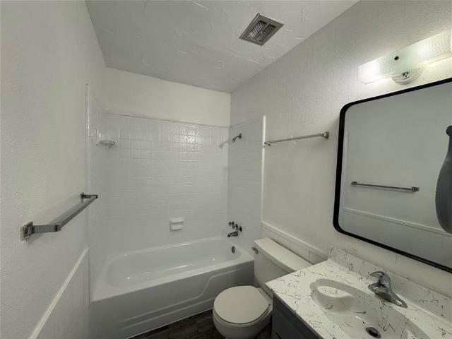 515 Uta Boulevard # 205
