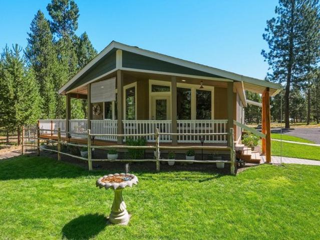 51646 Pine Loop Dr, La Pine, OR 97739