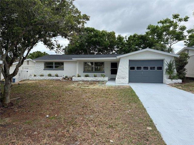 5165 Greenwood St, New Port Richey, FL 34653