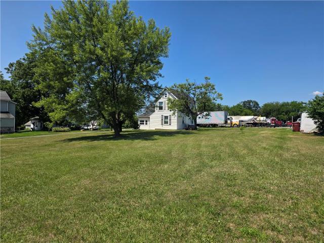 5166 Springmill Road