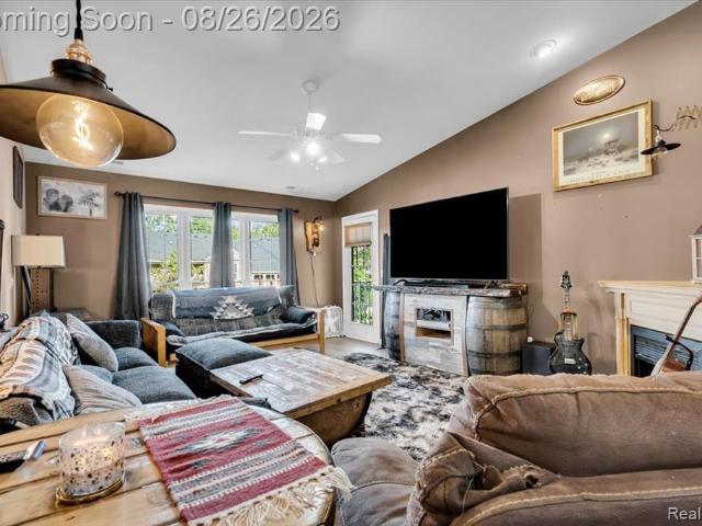 51677 Hale Lane # 122