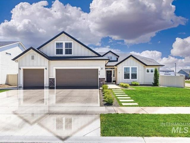 5167 E Sylvan Hart Dr, Nampa, ID 83687
