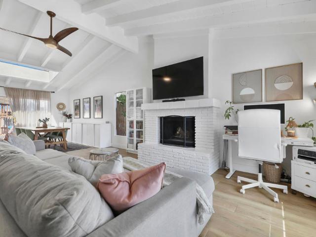 51685 Avenida Herrera