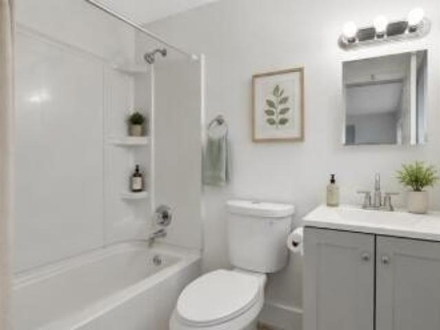 5168 NE 6th Ave Apt 406, Oakland Park, FL 33334
