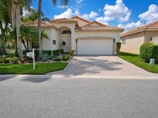 5168 Clover Creek Dr, Boynton Beach, FL 33437