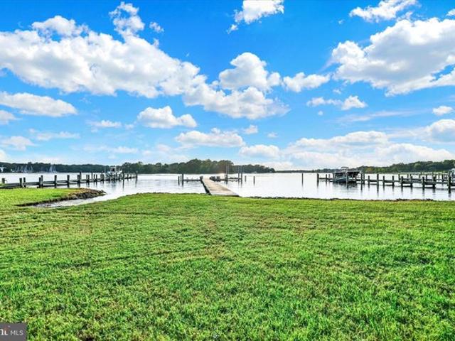 5169 Mountain Rd, Pasadena, MD 21122