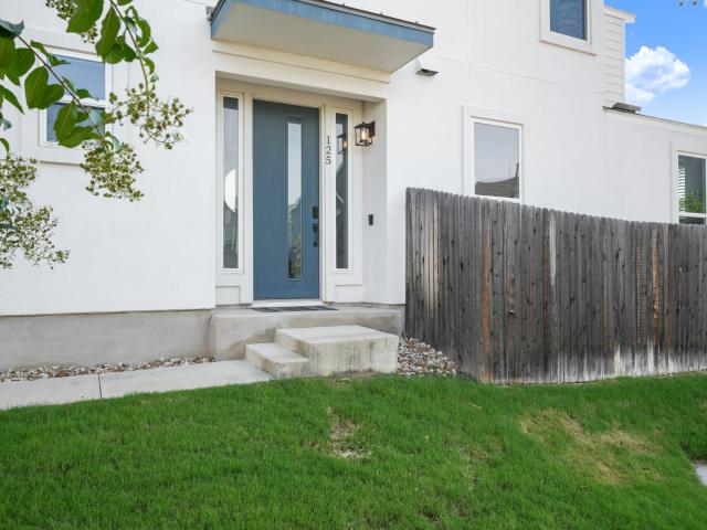 5160 N A W Grimes Blvd # 125