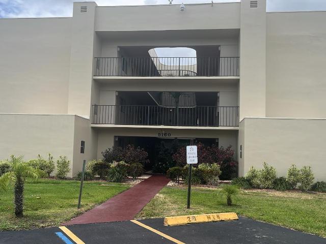 5160 Las Verdes Cir, Unit 222, Delray Beach, FL 33484 | MLS #B26015 | Compass