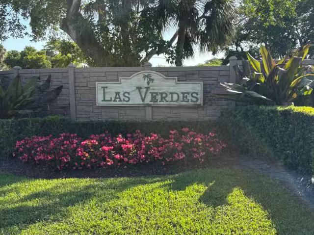 5160 Las Verdes Circle, Unit 201, Delray Beach, FL 33484 MLS.