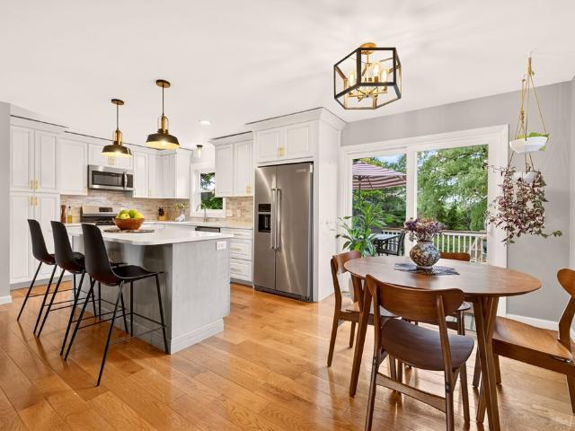 5160 Laura Lane