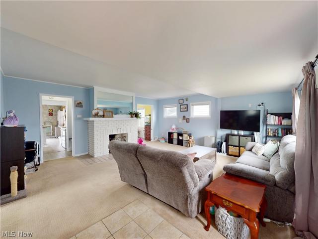 5162 Oakmont Drive