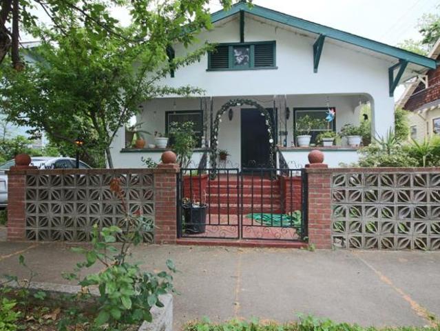 516 24th St, Sacramento, CA 95816