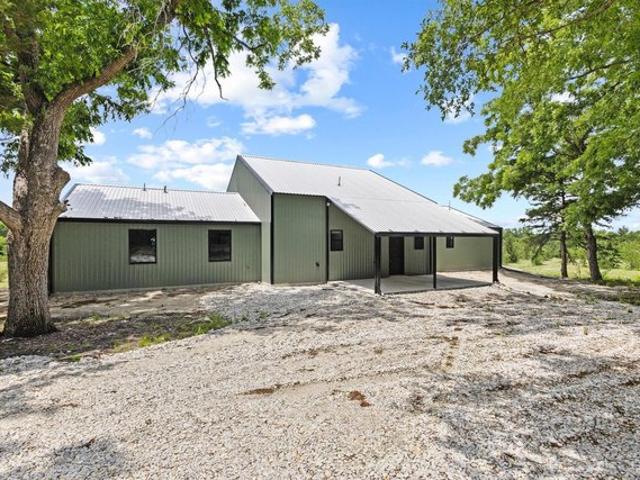 516 County Road 27450, Honey Grove, TX 75446