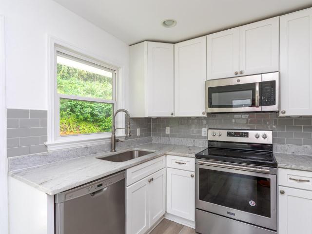 516 Calloway Dr, Raleigh, NC 27610 | MLS #10163