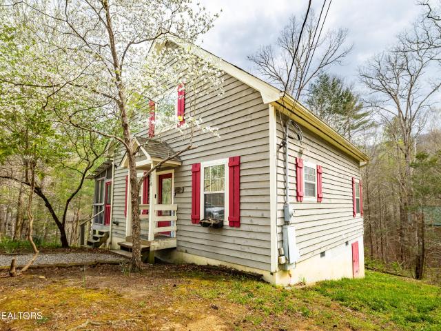 516 Clearwater Circle