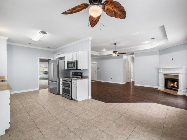 516 Crepe Myrtle Loop