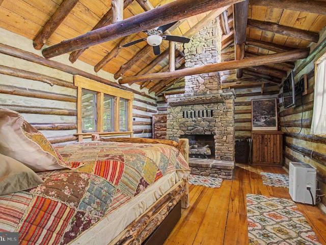 516 Bear Creek Road