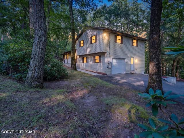 516 Black Oak Drive