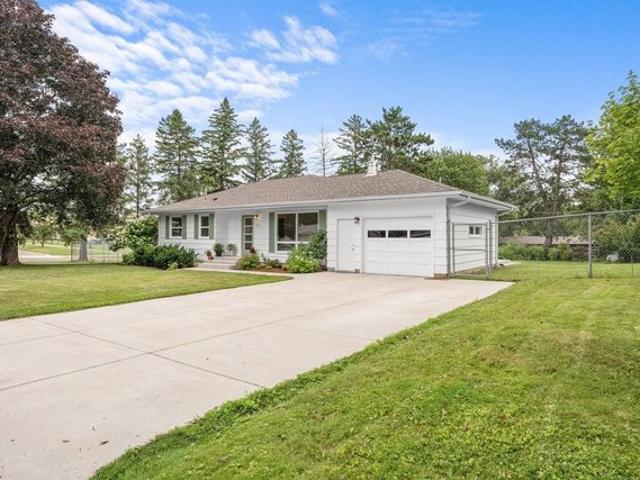 516 Gray St, Hudson, WI 54016