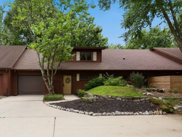 516 Grove Ln Apt C, Lexington, KY 40517