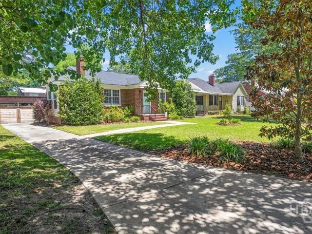 516 E 58th Street