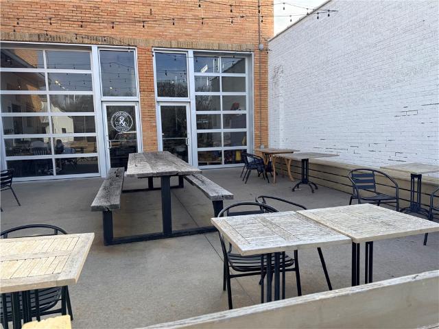 516 E Main Street