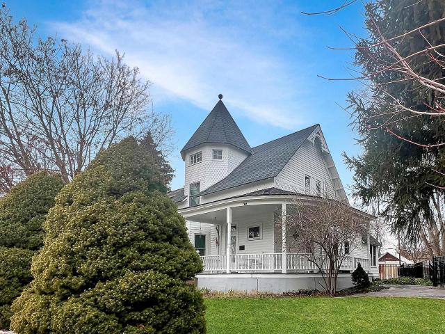 516 E Main