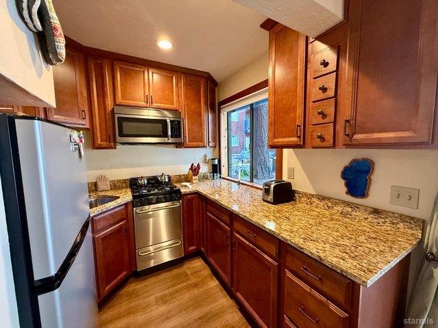 516 Emerald Bay Rd Apt 303, South Lake Tahoe, CA 96150