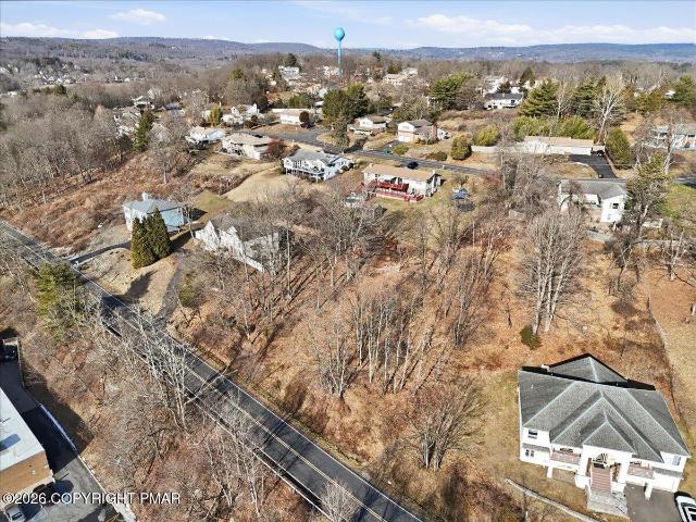 516 Edgemont Rd, Stroudsburg, PA 18360 | MLS #PM 142974