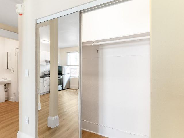 516 Ellis Studio Apartment for Rent at 516 Ellis St, San Francisco, CA 94109 Tenderloin