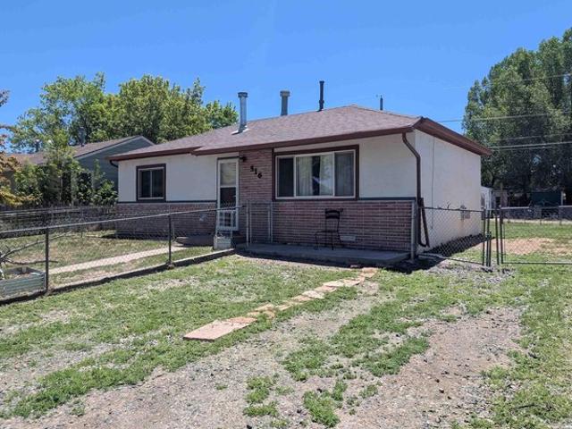 516 Fetterman St, Laramie, WY 82070