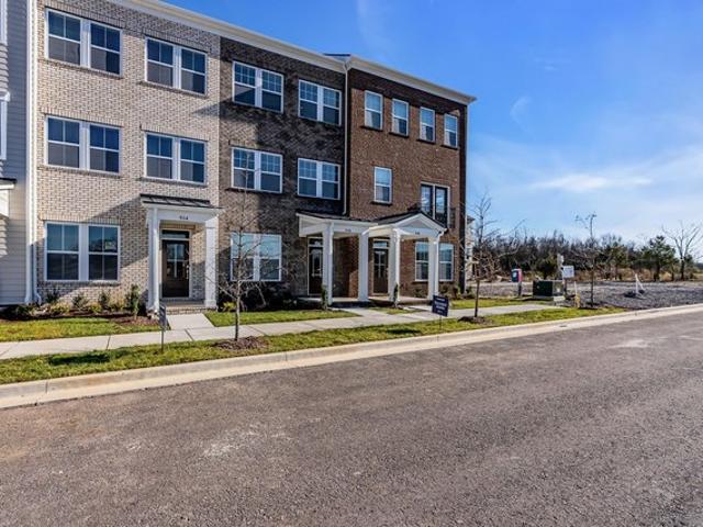 516 Hinton St, Lebanon, TN 37090
