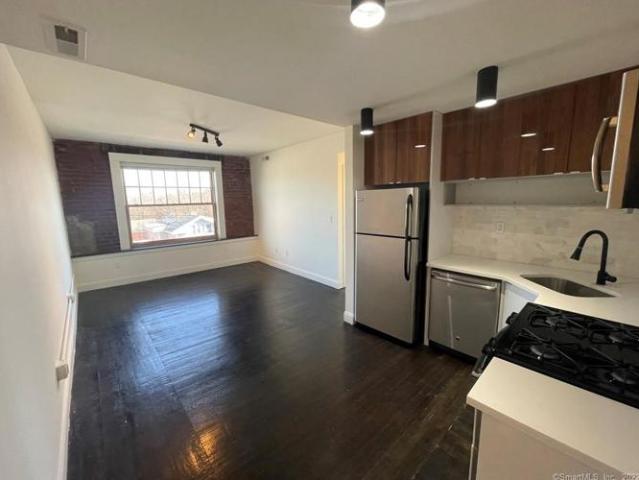 516 Orange St #42 New Haven, CT 06511