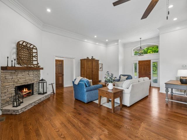 516 Lexington Dr