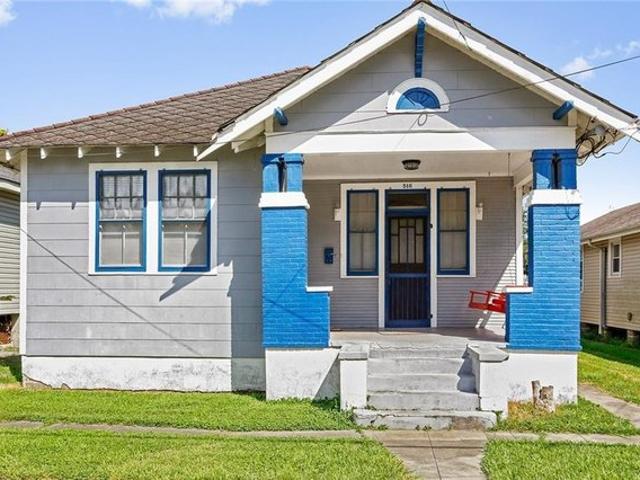516 Monroe St, Gretna, LA 70053