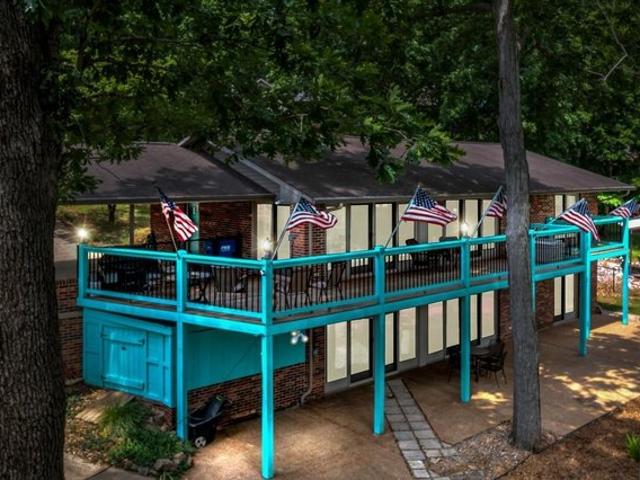516 Magnolia Ct, Kuttawa, KY 42055