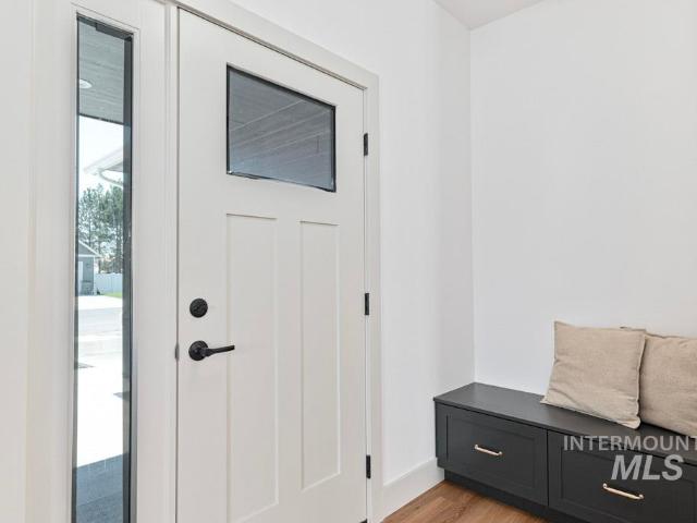 516 Maple Crt