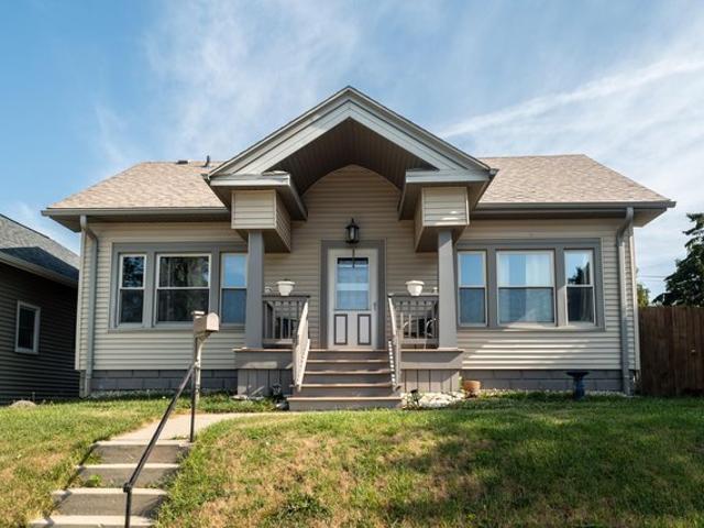 516 Marquette Ave, South Milwaukee, WI 53172
