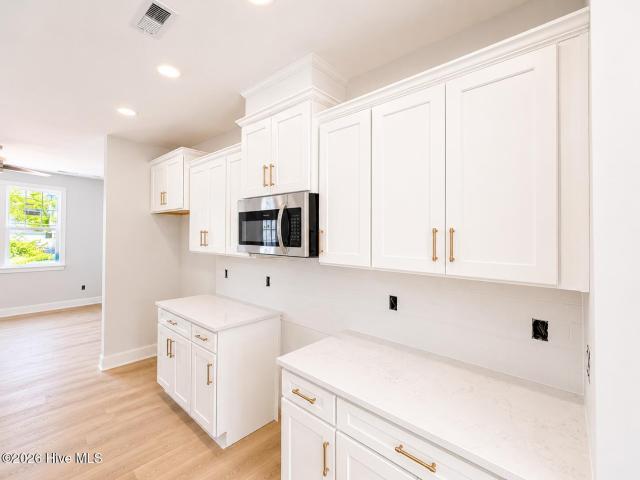 516 Mcrae Street # 102