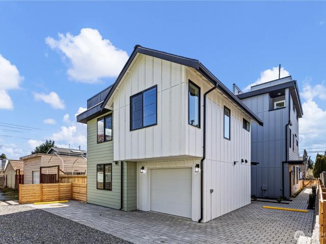 516 N 102nd Street
